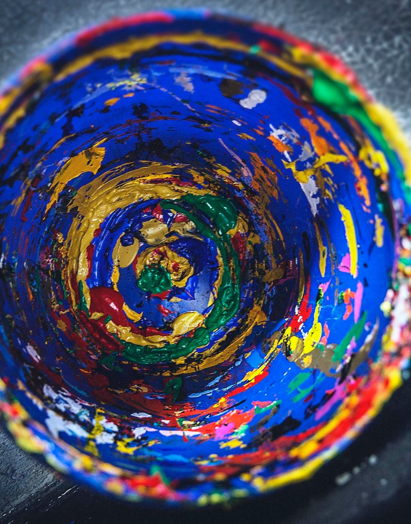 WHAT IS ACRYLIC PAINT – Liquitex